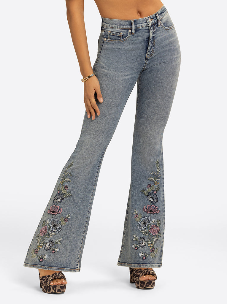 JS Jessica Simpson Hollywood High Rise Flare Jean in Boone